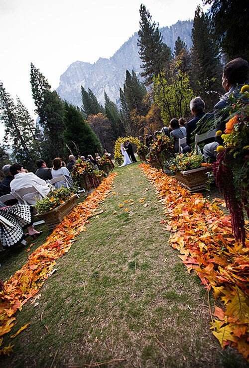 17 Gorgeous Wedding Decorations For Your Ceremony Aisle