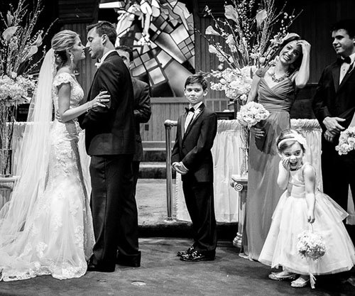 These Wedding Photos Captured the Moment Perfectly