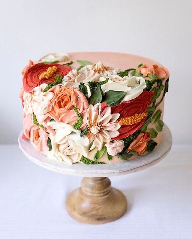 21 Floral Wedding Cakes We Love | Woman Getting Married