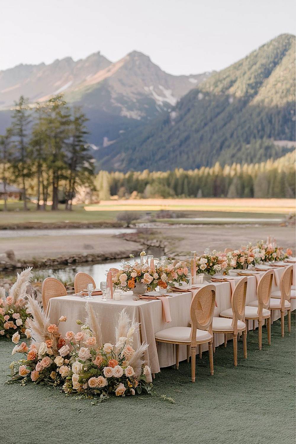 15+ Micro Wedding Ideas That Will Transform Your Ceremony and Reception ...